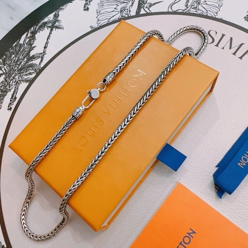 Louis Vuitton Necklaces
