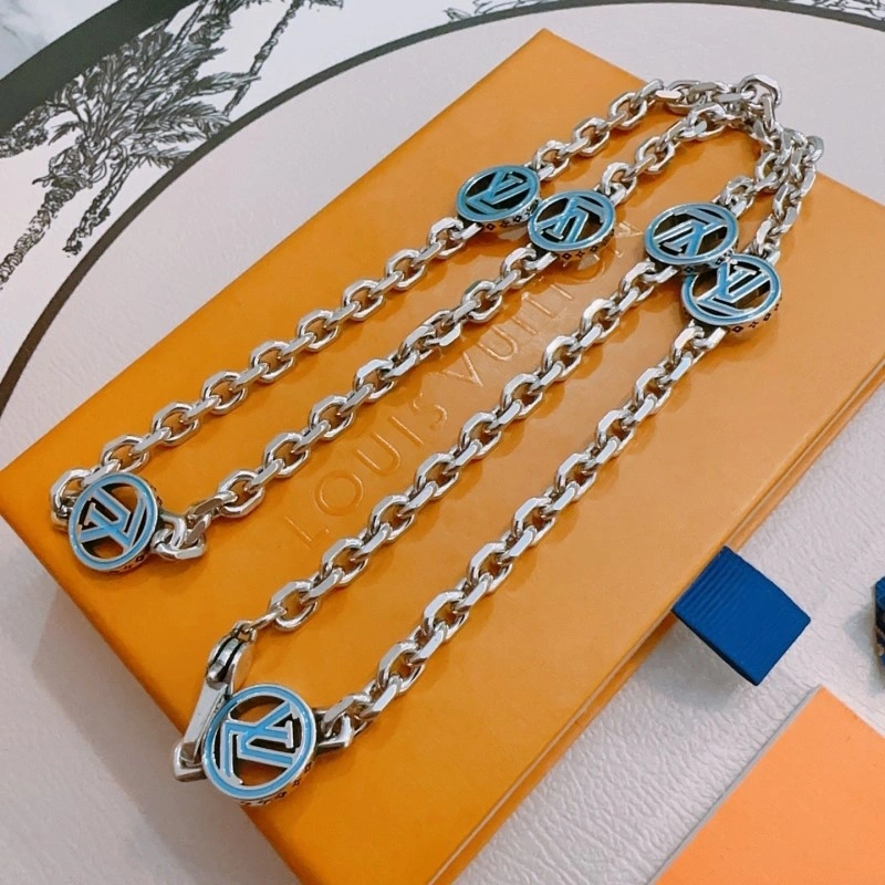 Accurate model Louis Vuitton Necklaces