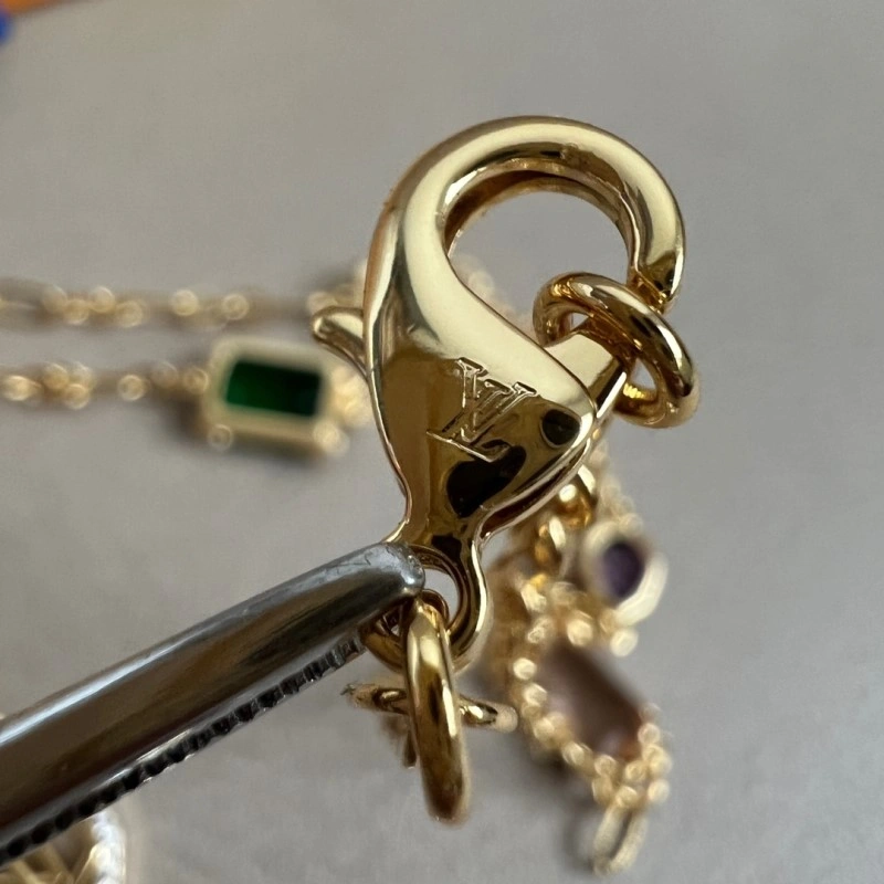 Indistinguishable Louis Vuitton Necklaces
