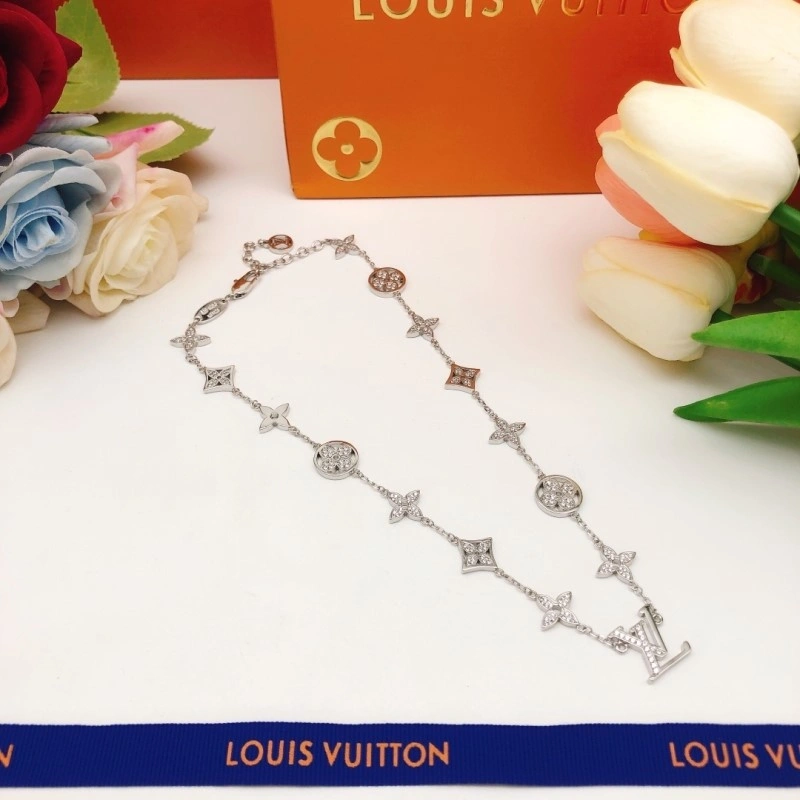 Inexpensive Louis Vuitton Necklaces