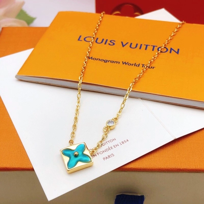 Low-cost Louis Vuitton Necklaces