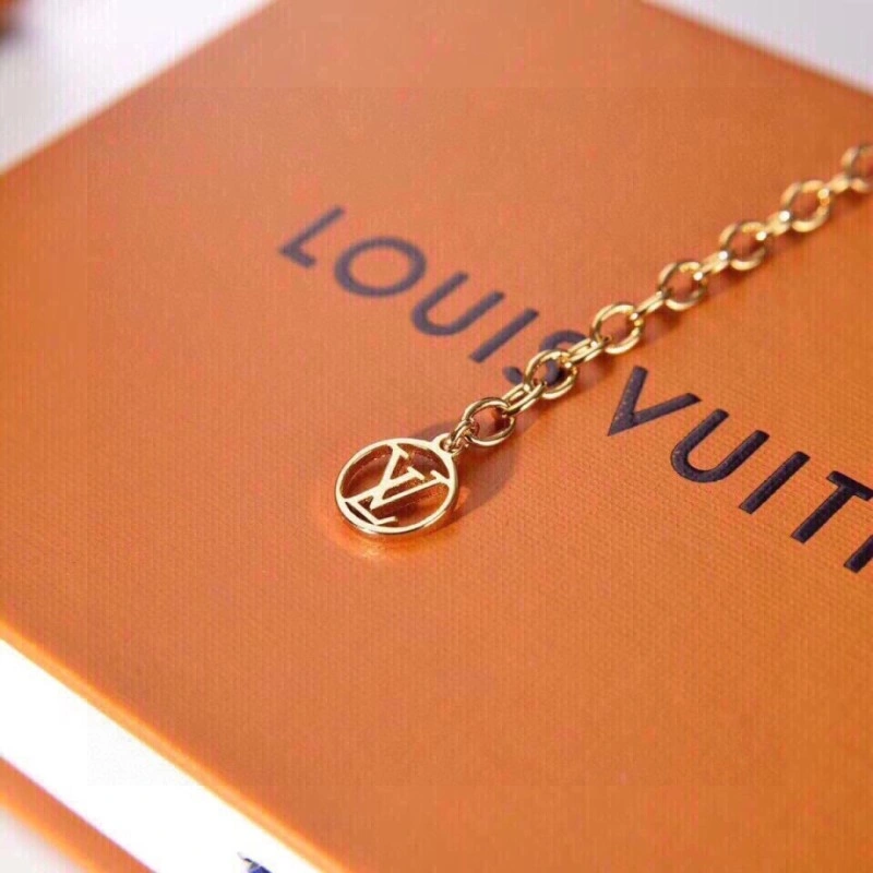 Economical Louis Vuitton Necklaces