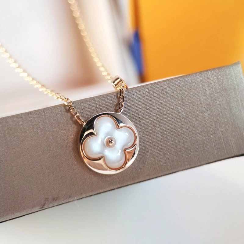 Exact replica Louis Vuitton Necklaces