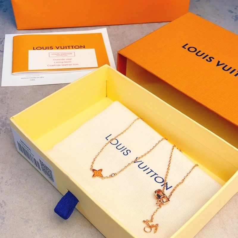 Exact replica Louis Vuitton Necklaces