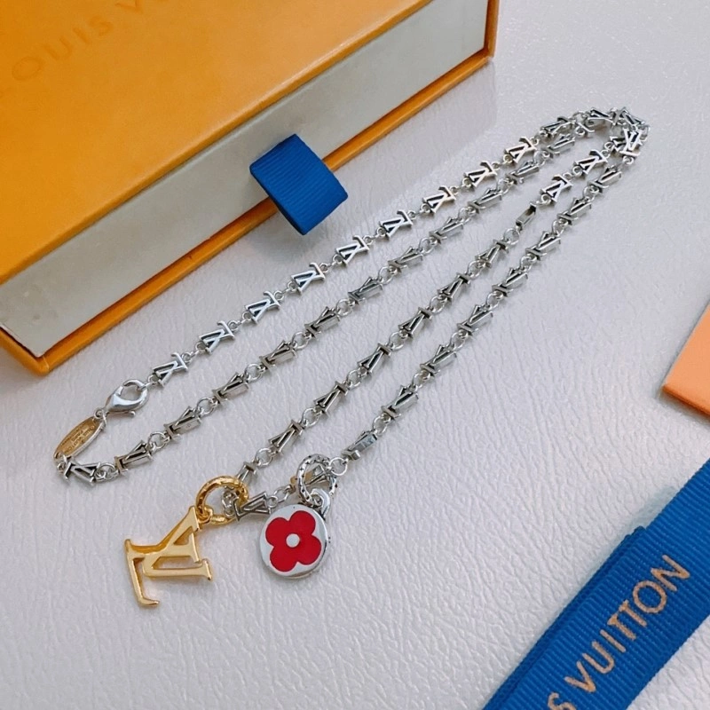 Reasonably priced Louis Vuitton Necklaces