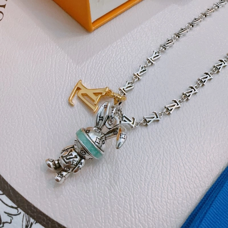 Value-priced Louis Vuitton Necklaces