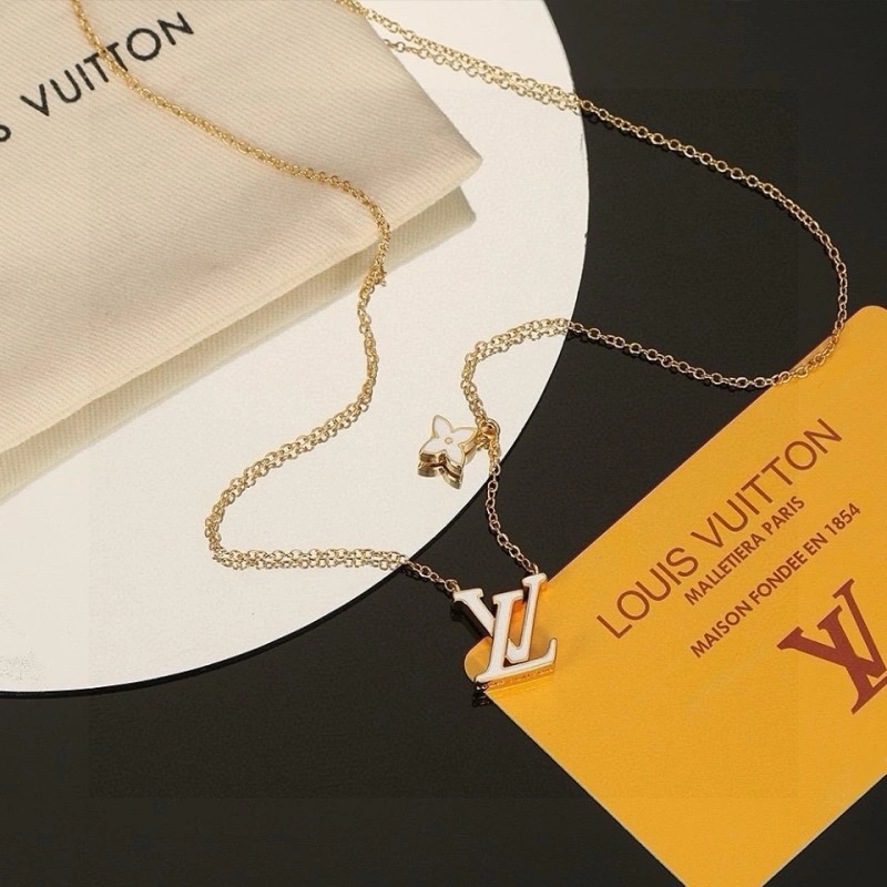 Inexpensive Louis Vuitton Necklaces