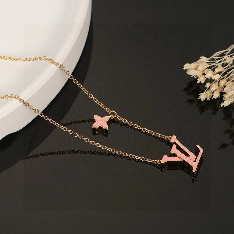 Inexpensive Louis Vuitton Necklaces