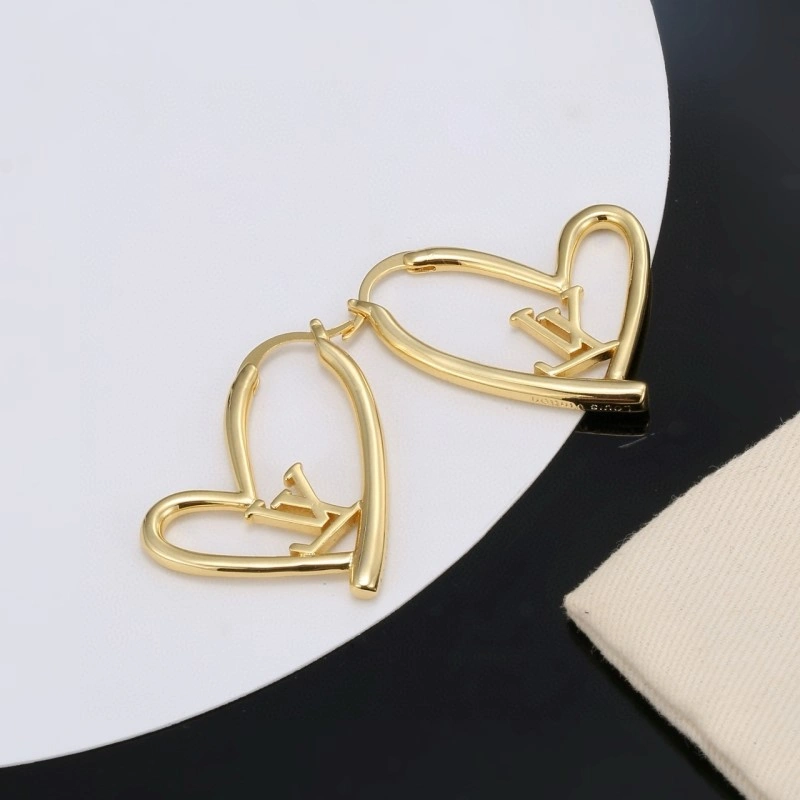 Value-priced Louis Vuitton Necklaces