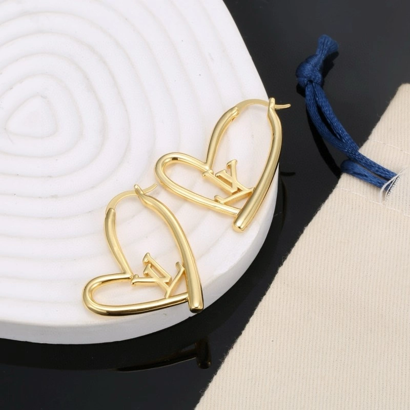Value-priced Louis Vuitton Necklaces