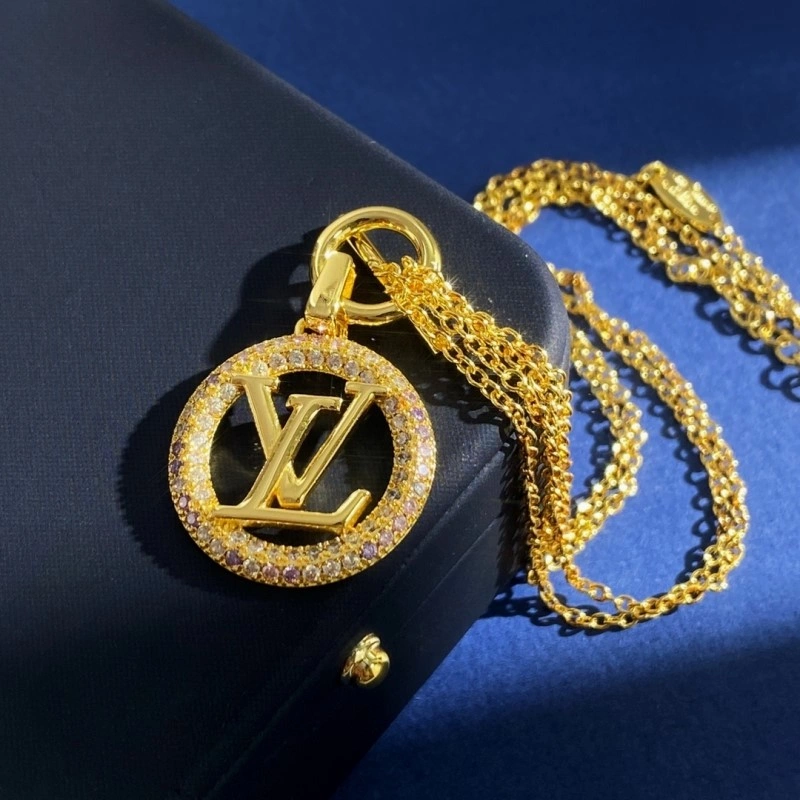 Inexpensive Louis Vuitton Necklaces