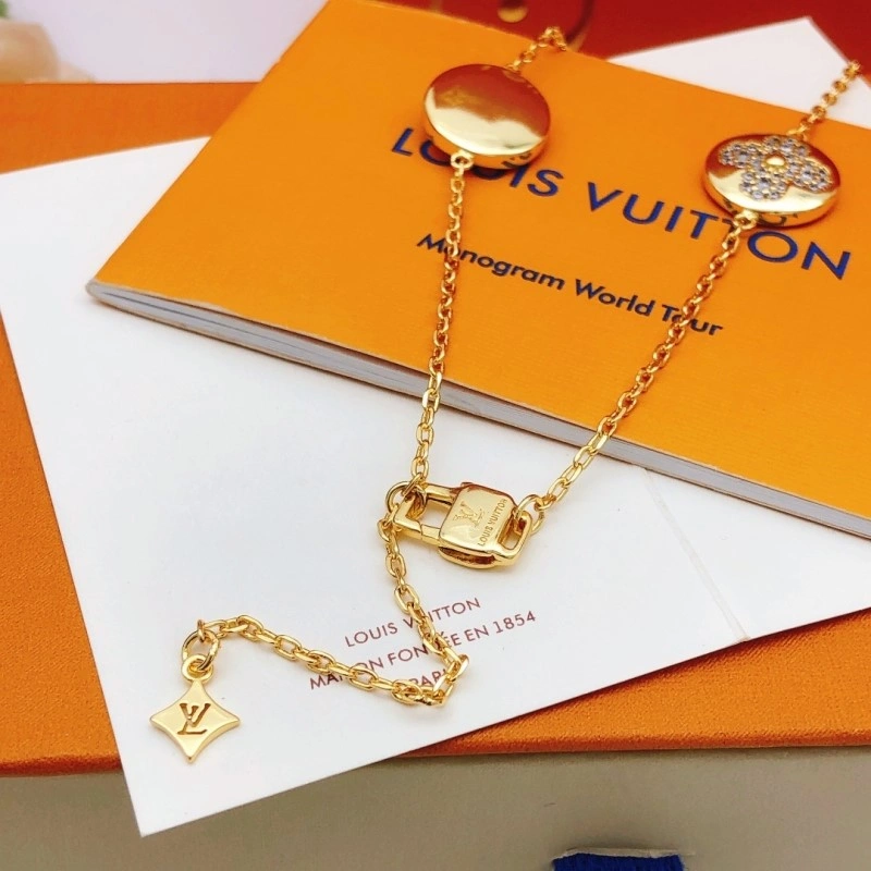 Inexpensive Louis Vuitton Necklaces