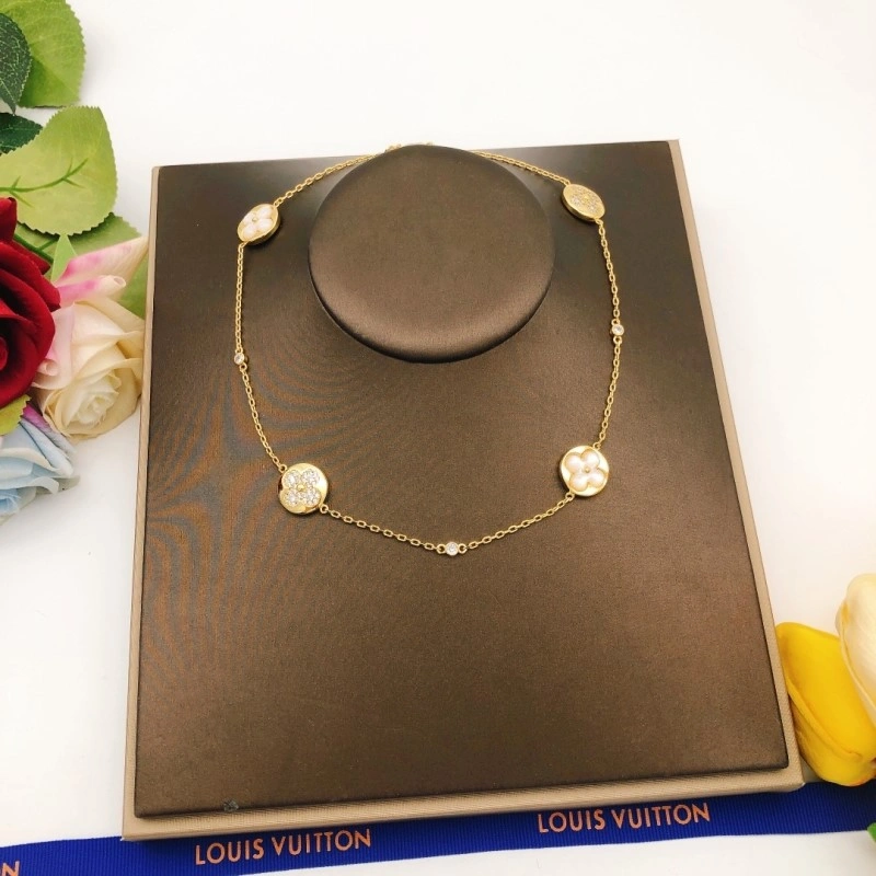 Inexpensive Louis Vuitton Necklaces