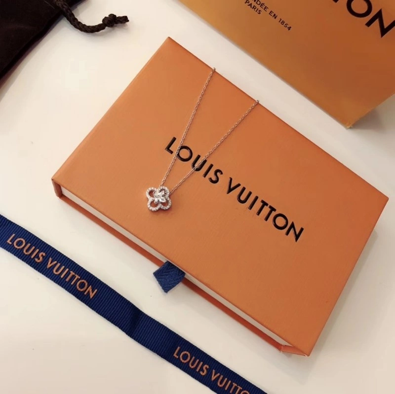 Reasonably priced Louis Vuitton Necklaces