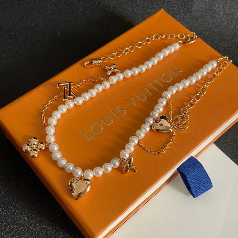Precise copy Louis Vuitton Necklaces