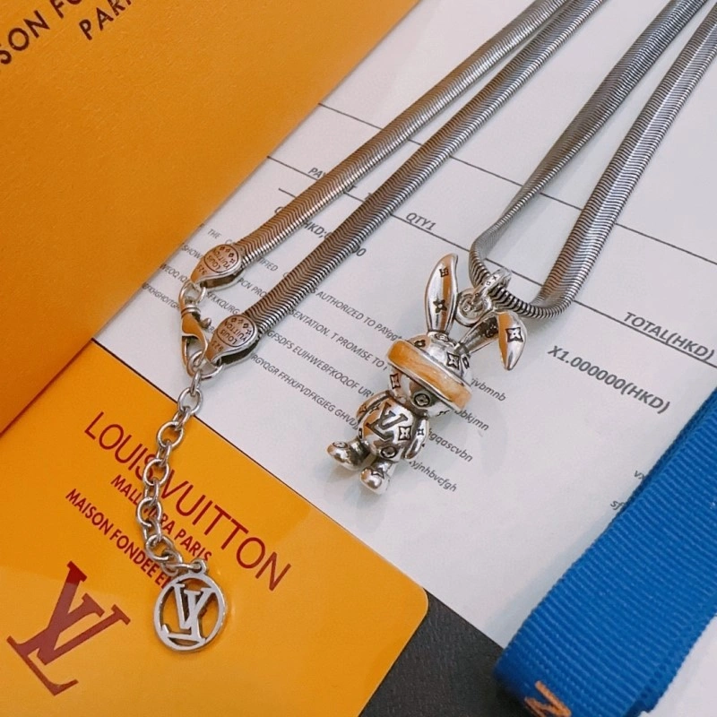 High fidelity Louis Vuitton Necklaces