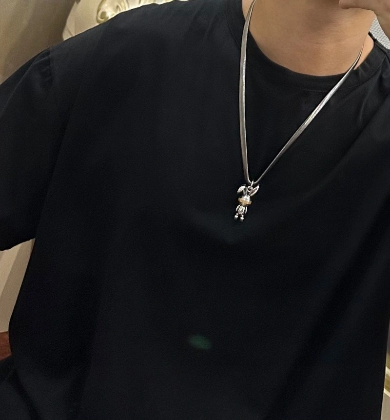 High fidelity Louis Vuitton Necklaces