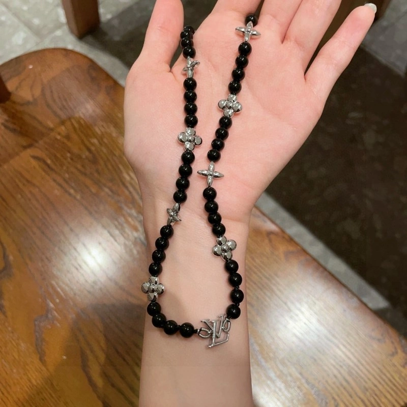 High accuracy Louis Vuitton Necklaces