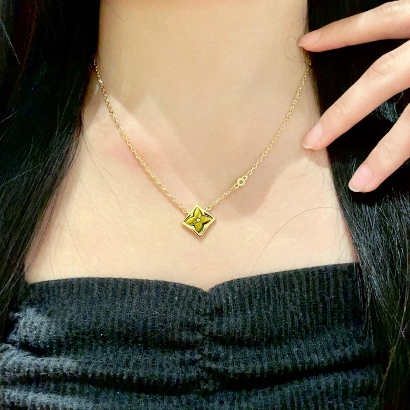 Louis Vuitton Necklaces