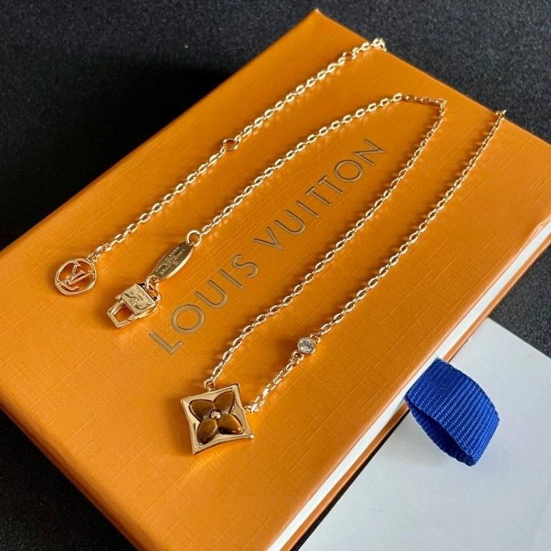 High fidelity Louis Vuitton Necklaces