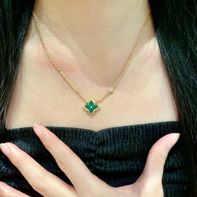 Genuine Louis Vuitton Necklaces