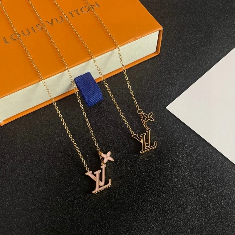 Brand-authenticated Louis Vuitton Necklaces