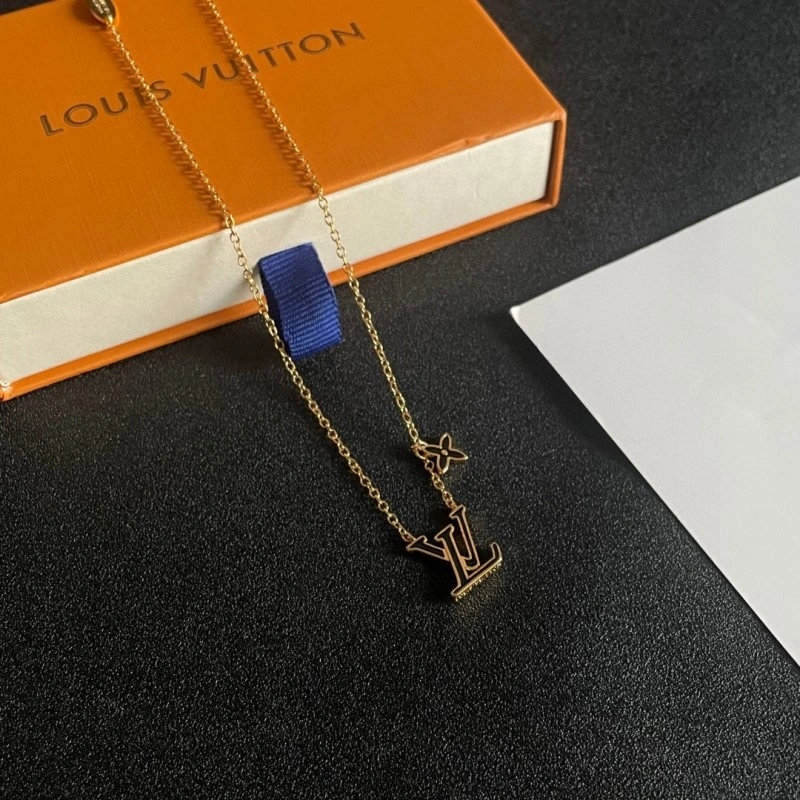 Brand-authenticated Louis Vuitton Necklaces