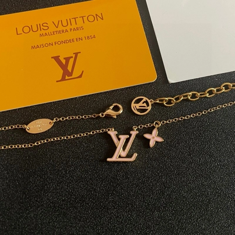 Cut-rate Louis Vuitton Necklaces