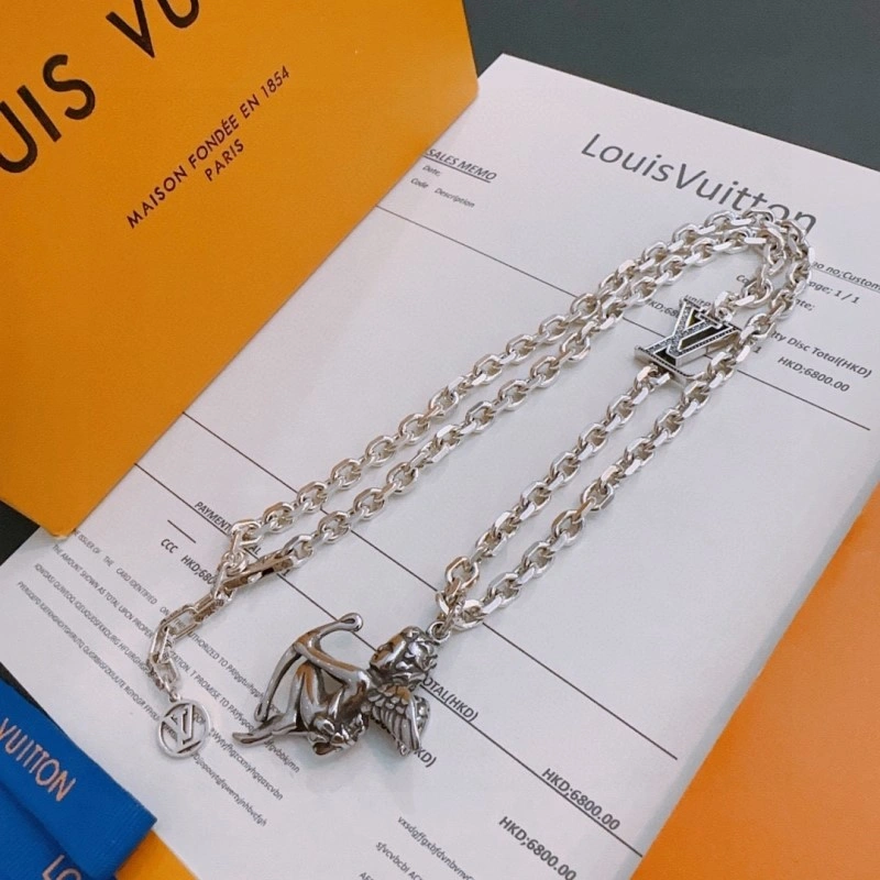 Reasonably priced Louis Vuitton Necklaces