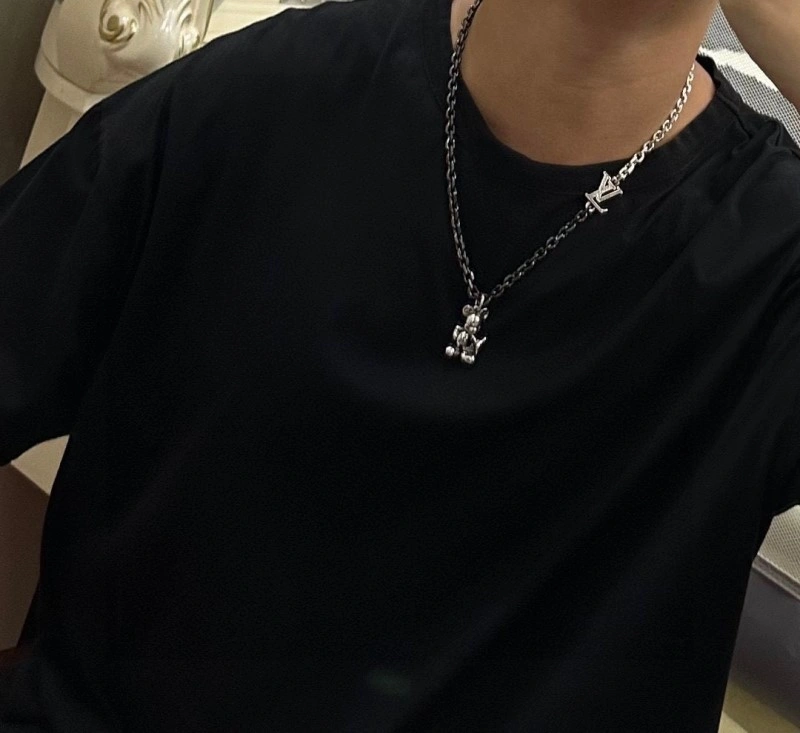 Top match Louis Vuitton Necklaces