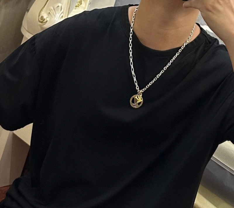 Top match Louis Vuitton Necklaces