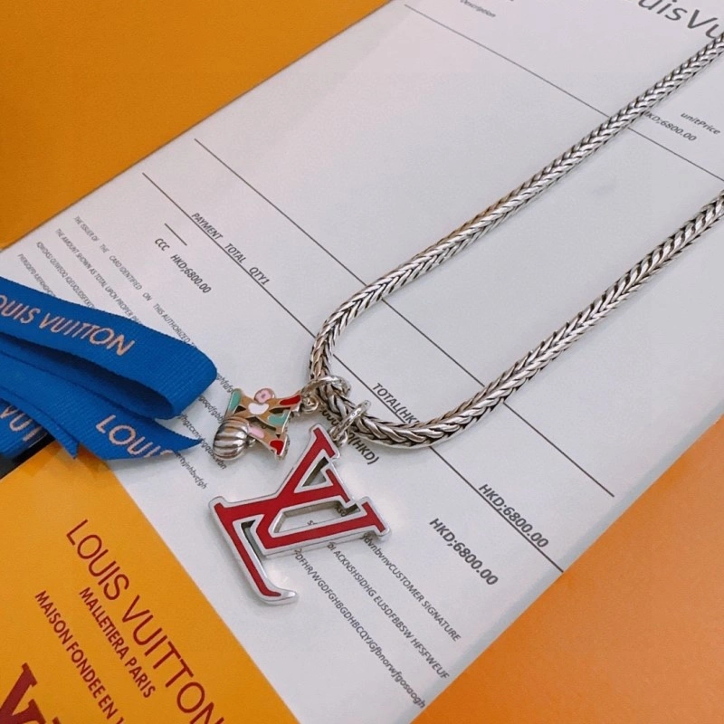 High accuracy Louis Vuitton Necklaces