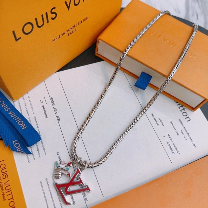 High accuracy Louis Vuitton Necklaces