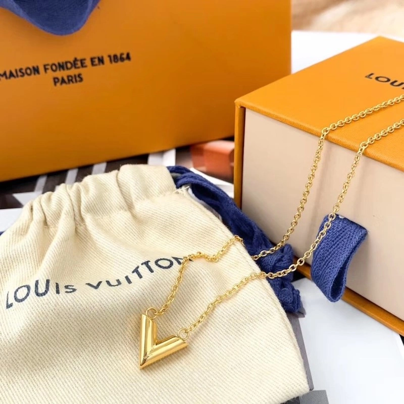 Exact replica Louis Vuitton Necklaces