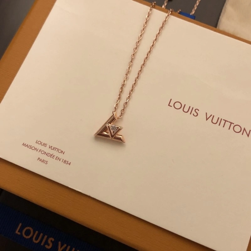 Perfect replica Louis Vuitton Necklaces
