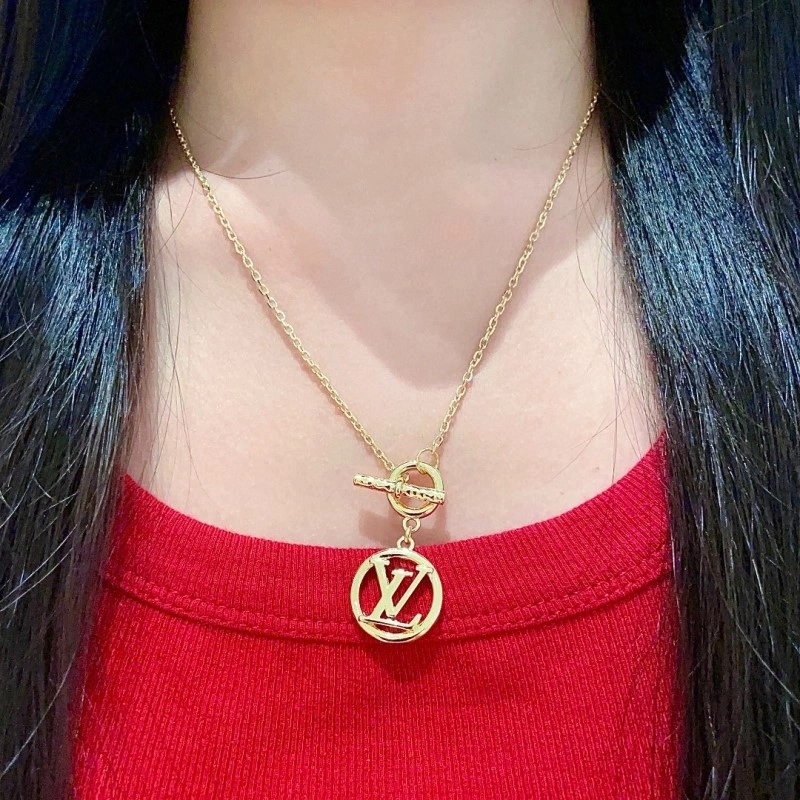Exact replica Louis Vuitton Necklaces