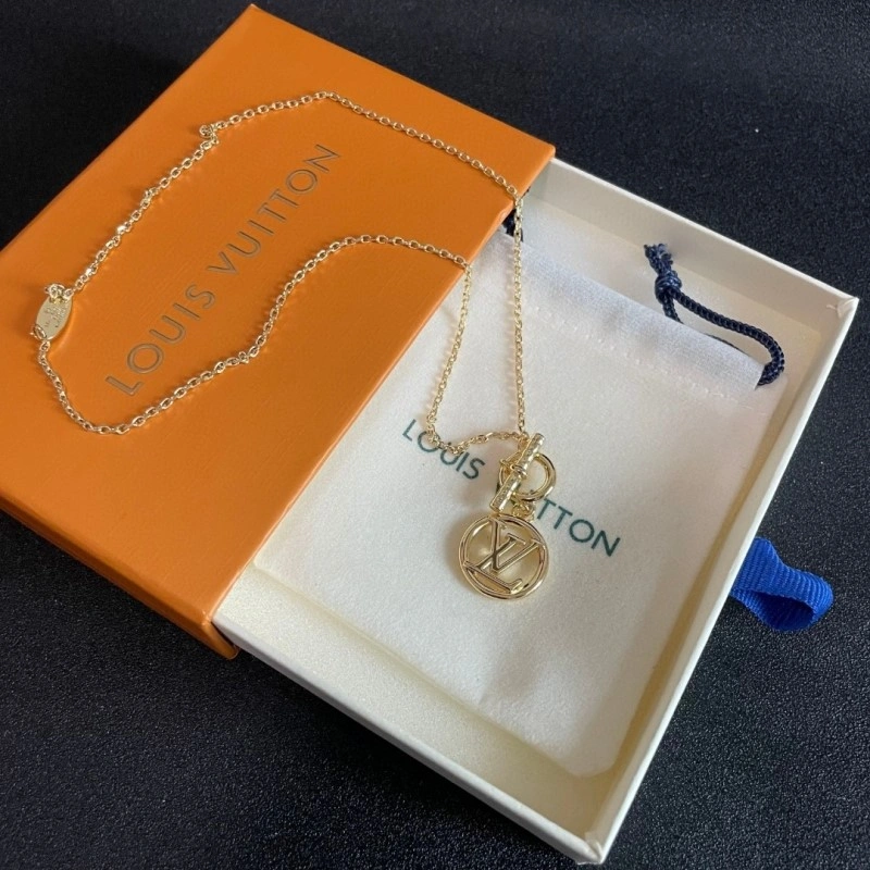 Exact replica Louis Vuitton Necklaces