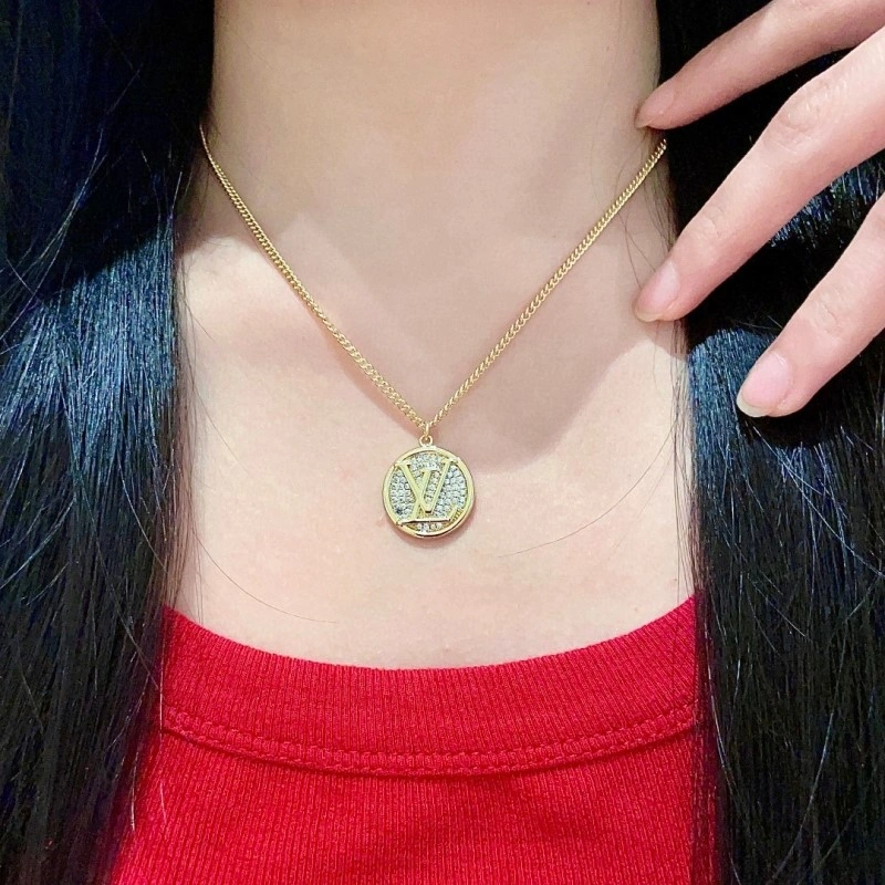 Louis Vuitton Necklaces