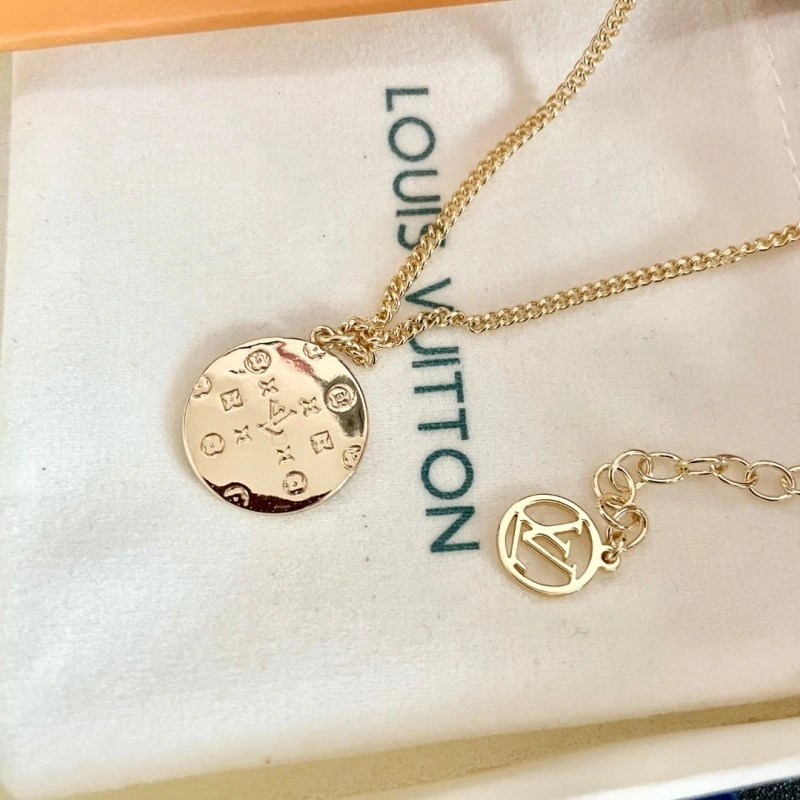 Brand-authenticated Louis Vuitton Necklaces