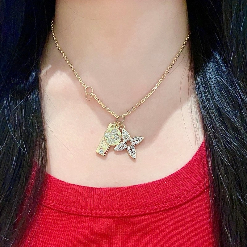 Value-priced Louis Vuitton Necklaces