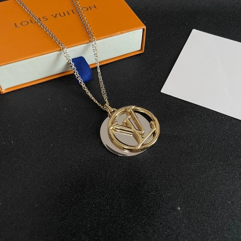 Factory-made Louis Vuitton Necklaces