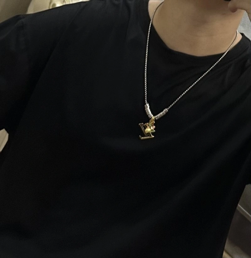 Real Louis Vuitton Necklaces
