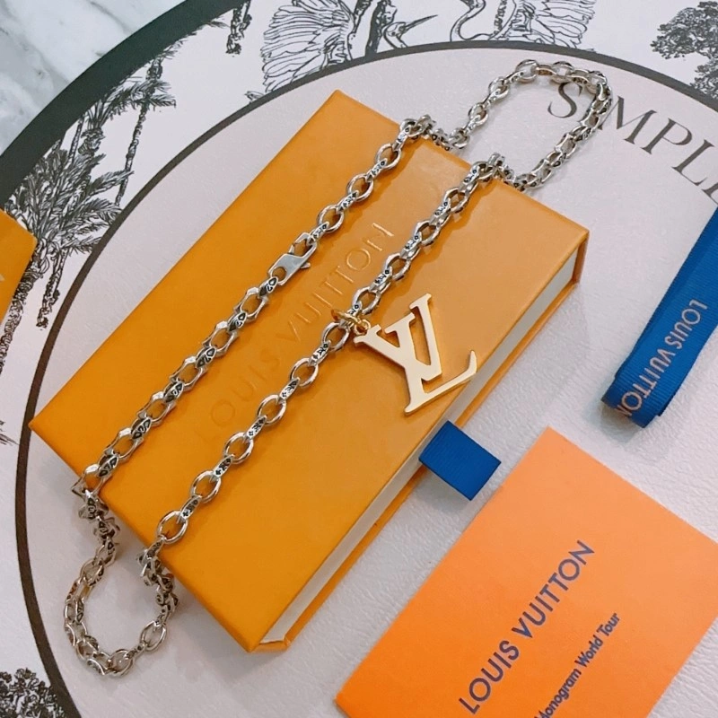 Reasonably priced Louis Vuitton Necklaces