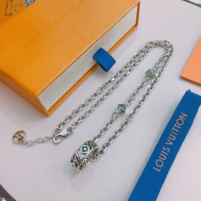 High accuracy Louis Vuitton Necklaces