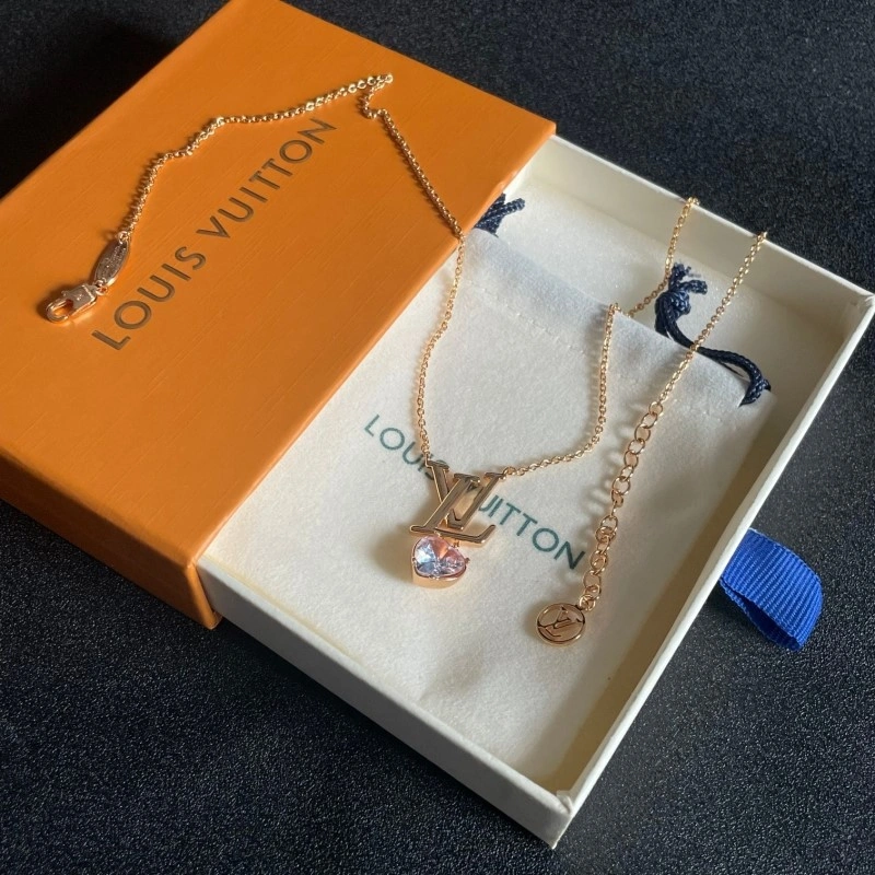 Legit Louis Vuitton Necklaces