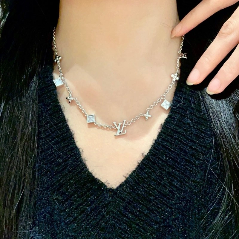 Louis Vuitton Necklaces
