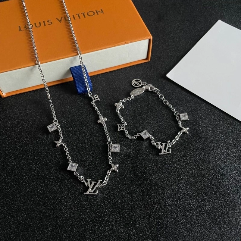 Genuine Louis Vuitton Necklaces