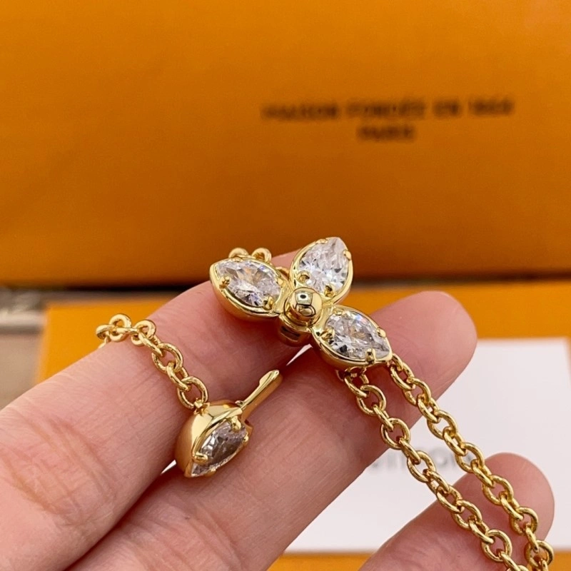 Legit Louis Vuitton Necklaces