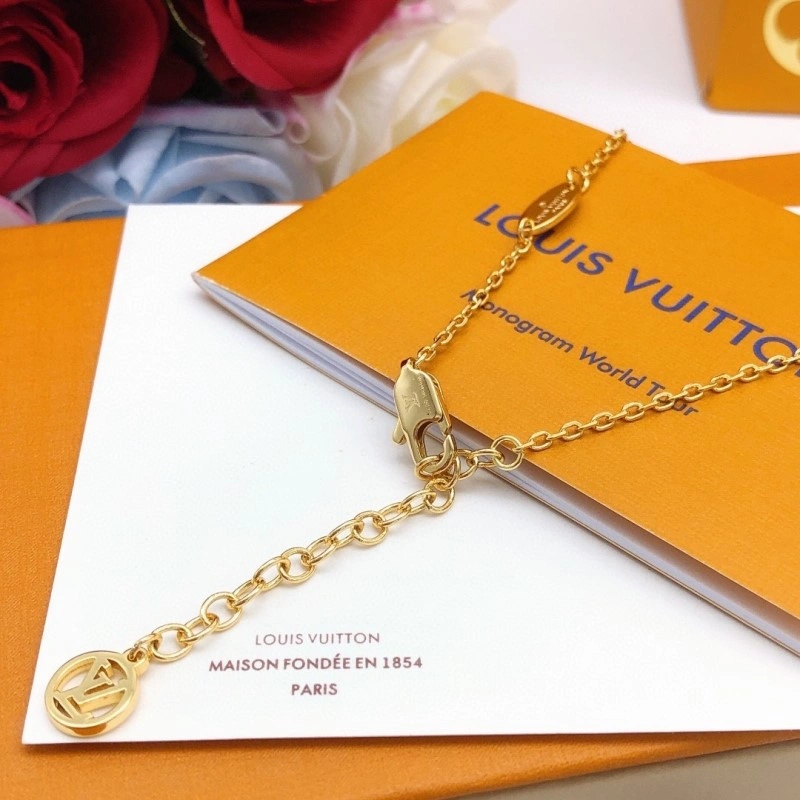 Exact replica Louis Vuitton Necklaces