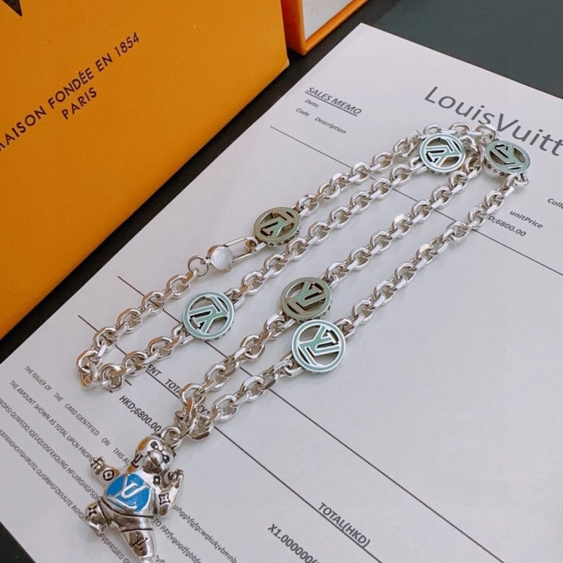 Brand-authenticated Louis Vuitton Necklaces
